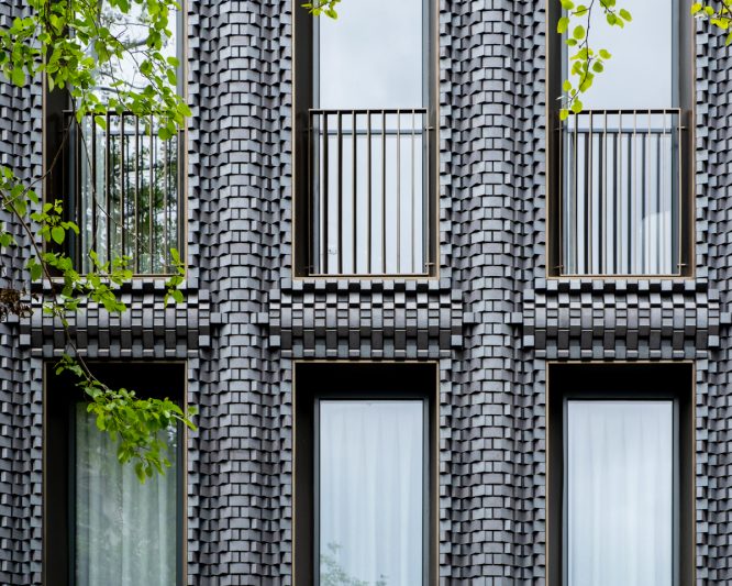 YY Building Canary Wharf