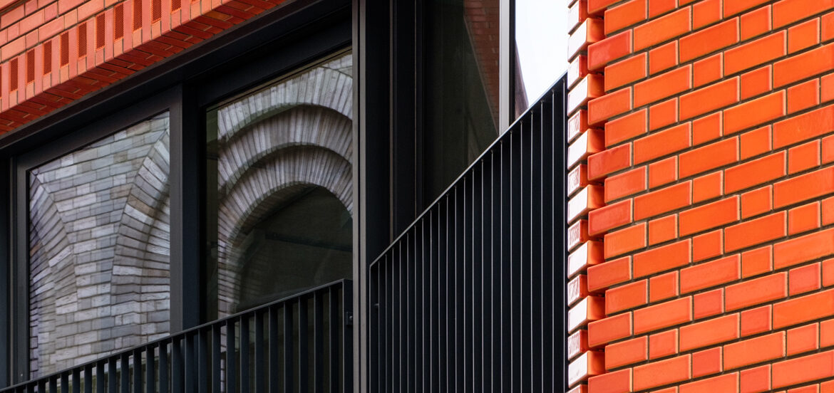 YY Building Canary Wharf